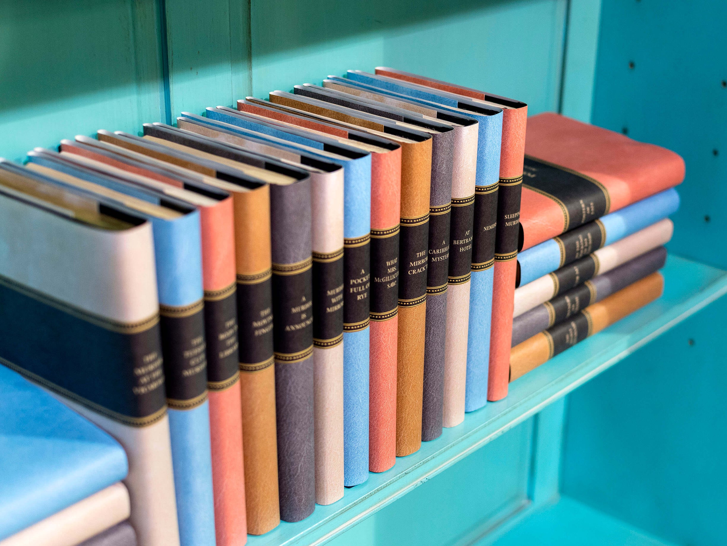 Agatha Christie - 81 Volume Collection - MTO – Juniper Custom